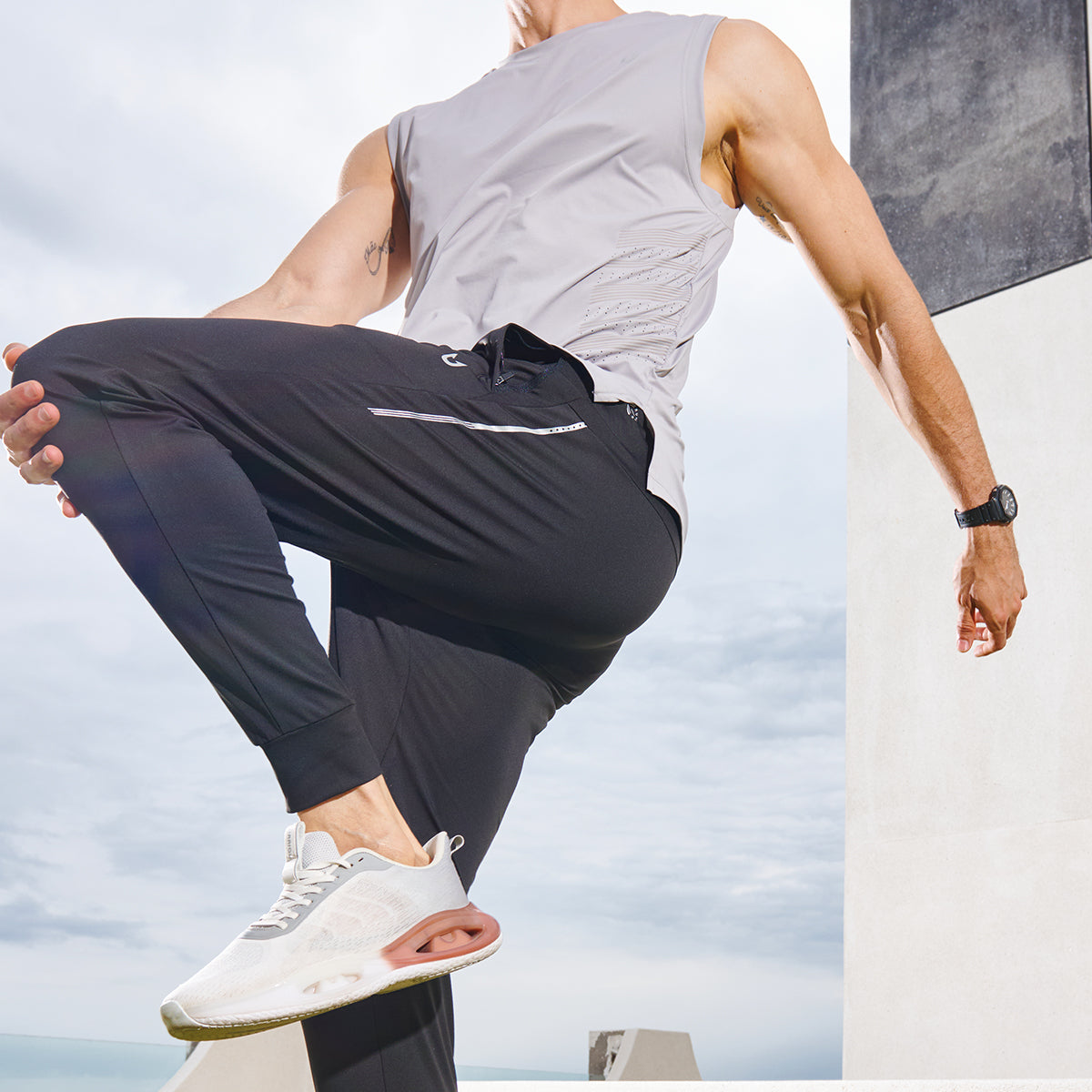 Men's Workout Joggers for Hiking & Training | NORTHYARD Sports ...